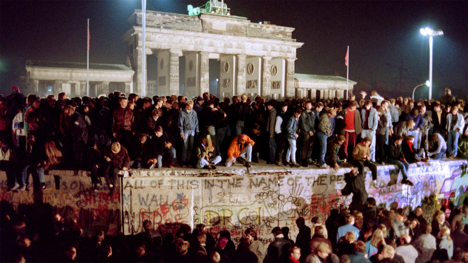 Timeline - Liberating a Continent: John Paul II and the Fall of Communism